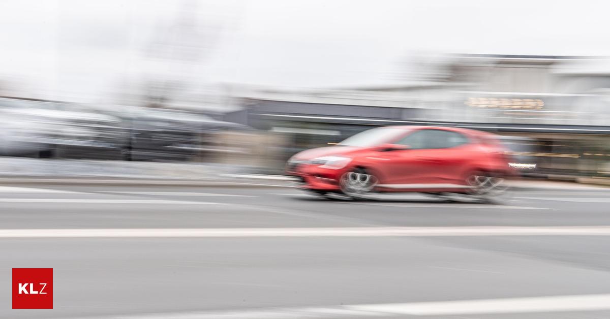 Pkw beschlagnahmt : Probeführerscheinbesitzer rast mit fast 130 km/h durch 50er-Zone